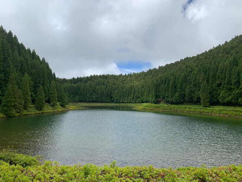Sete Cidades: Twin Lakes, Serra Devassa Hike & Mosteiros - In-Depth Look at the Tour