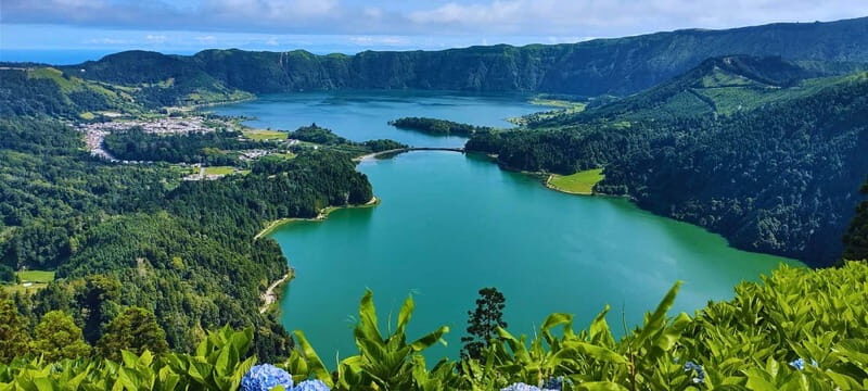 Sete Cidades: West Coast Tour (w/Lunch) - Exploring the Sete Cidades and the West Coast