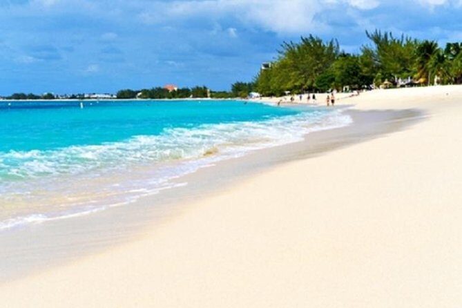 Seven Mile Beach Getaway - What the Reviews Reveal