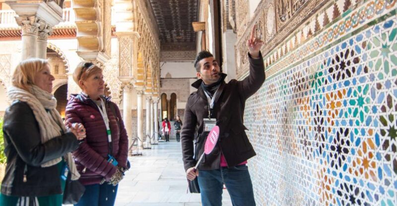 Seville: Alcázar and Cathedral Entry Ticket and Guided Tour - The Cathedral and Giralda Tower: A Masterpiece of Gothic Architecture