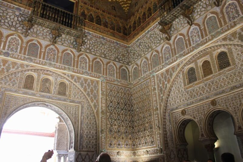 Seville: Alcazar, Cathedral, and Giralda Skip-the-Line Tour - The Price and Its Value