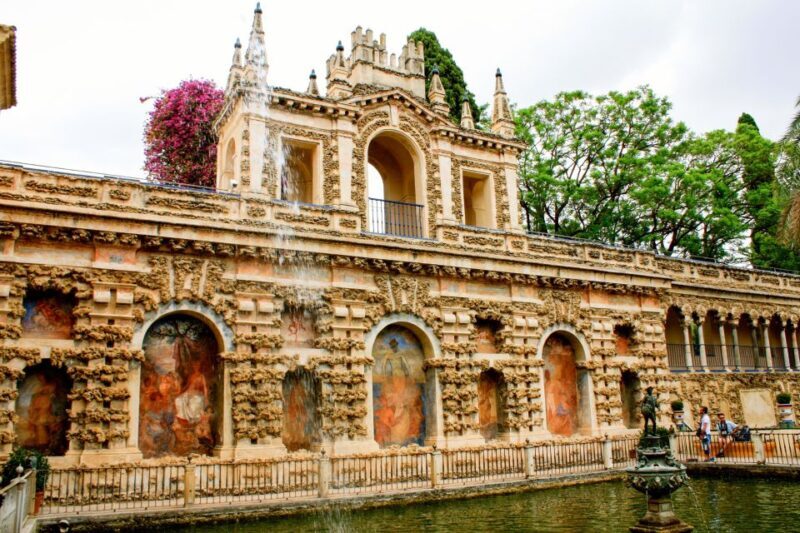 Seville: Alcazar Skip-the-Line Guided Tour with Tickets - FAQs