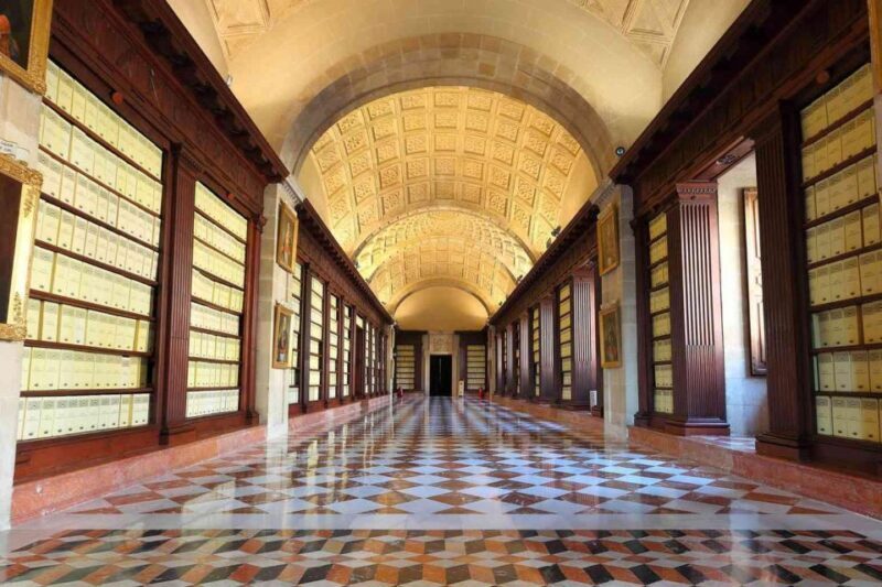 Seville: Archive of the Indies Guided Tour - Analyzing the Value and Experience