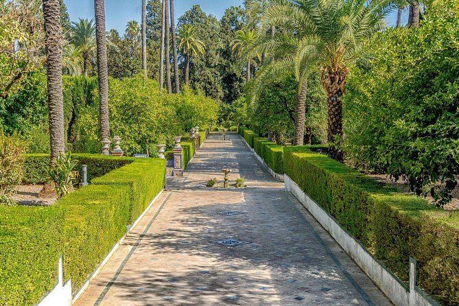 Seville Cathedral, Alcazar, and Jewish Quarter Skip-the-Line Combo Tour - FAQ