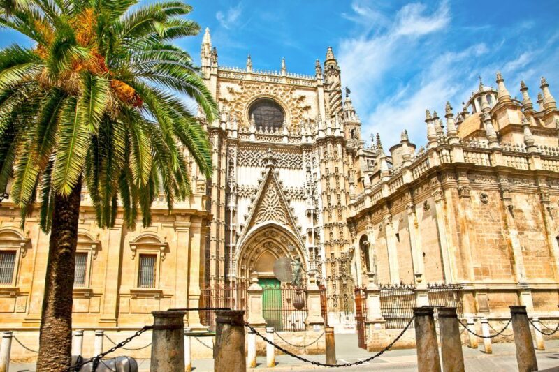 Seville: Cathedral and Alcázar Guided Tour - Logistics and Practical Tips