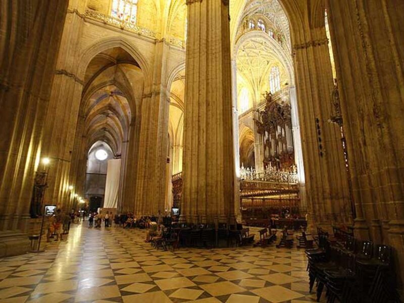 Seville: Cathedral Guided Tour w/ VR City Tour & Roof Lunch - FAQ