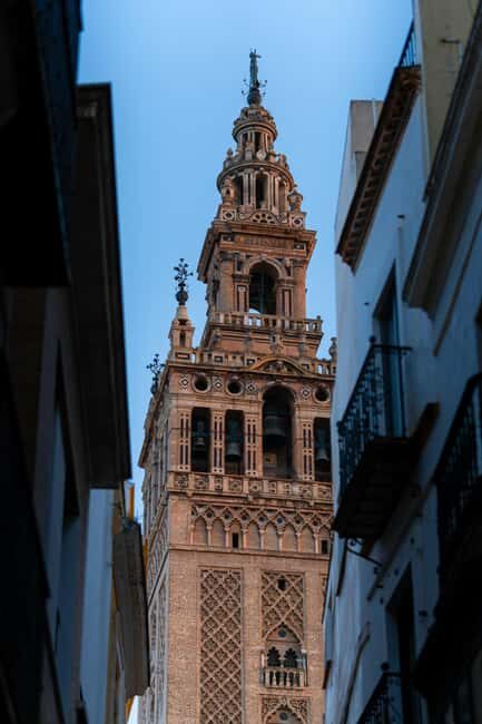 Seville: Cathedral & La Giralda Guided Tour with Tickets - Exploring Seville’s Cathedral & La Giralda with a Guided Tour: A Practical Review