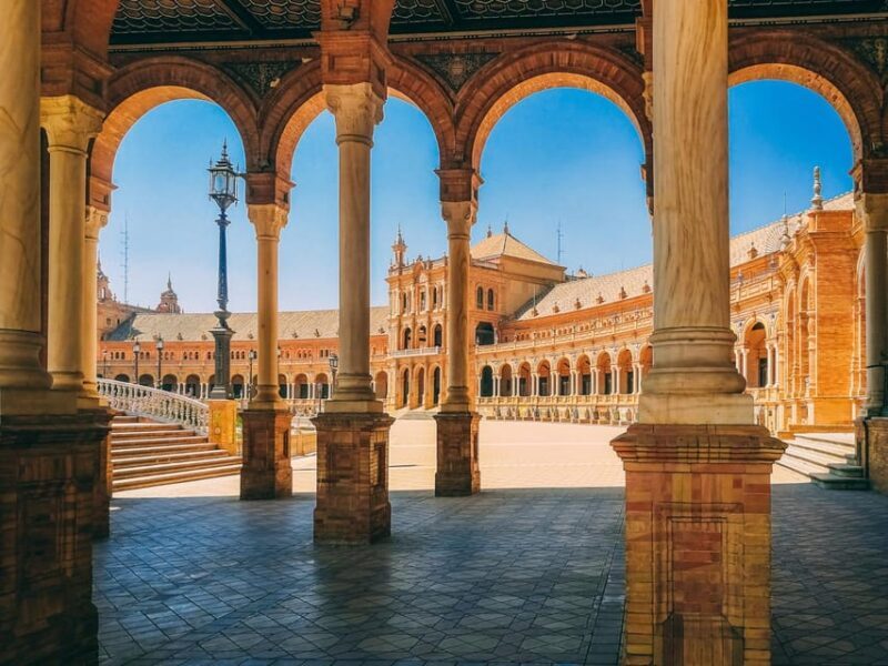 Seville: Express Walk with a Local in 60 minutes - Key Points