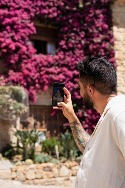 Seville: Express Walk with a Local in 60 minutes - The Breakdown: How the Walk Works