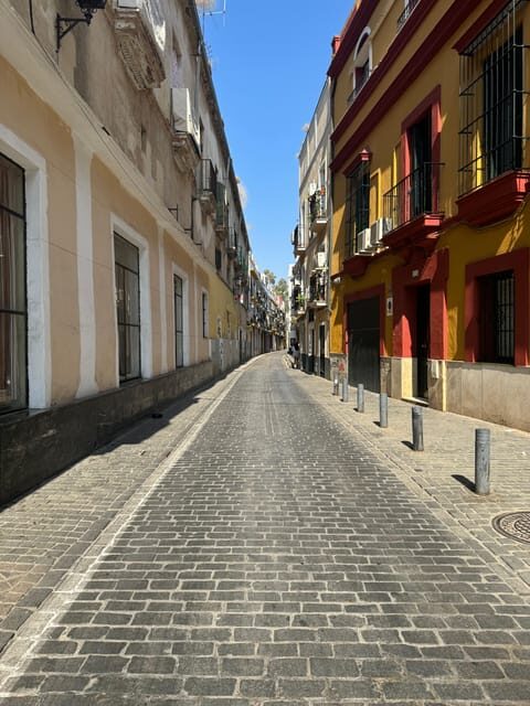 Seville: Flamenco 2 x 1: Flamenco Tour + Dance Class - Whats Included and How It Enhances the Experience