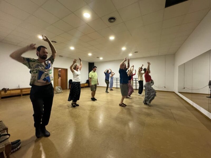 Seville: Flamenco 2 x 1: Flamenco Tour + Dance Class - Practical Details: Timing, Accessibility, and Price