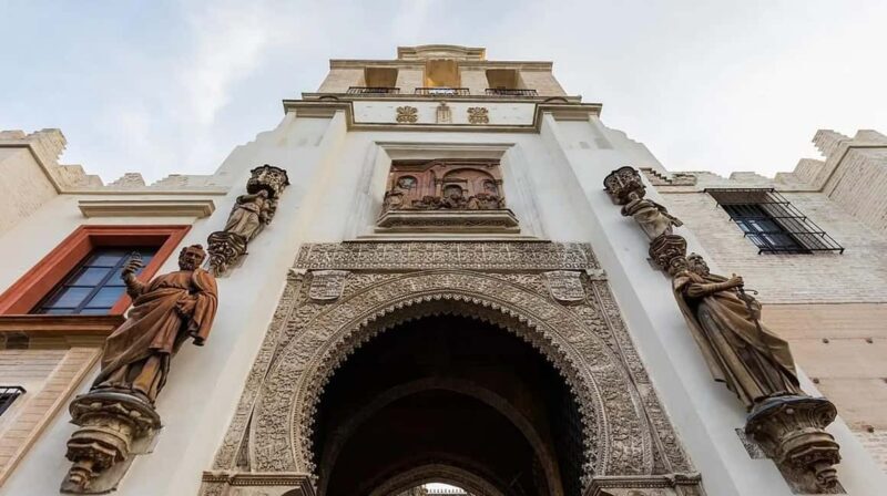 Seville for Young People: Group Tour for Little Explorers - Exploring Seville’s Iconic Landmarks: Cathedral and Giralda