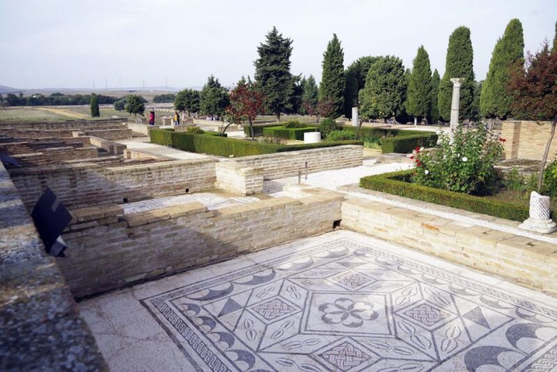 Seville: Game of Thrones and Roman Empire Italica Tour - Key Points