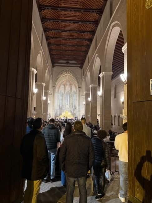Seville: Guided Dutch Walking Tour with a Local - What Past Travelers Say