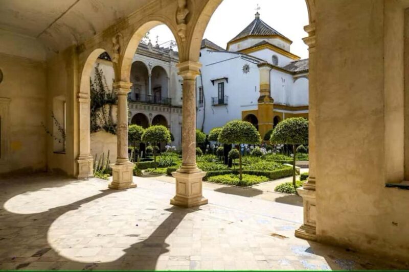 Seville: Guided Tour of Noble Houses and Grand Gardens - An Introduction to Seville’s Noble Heritage