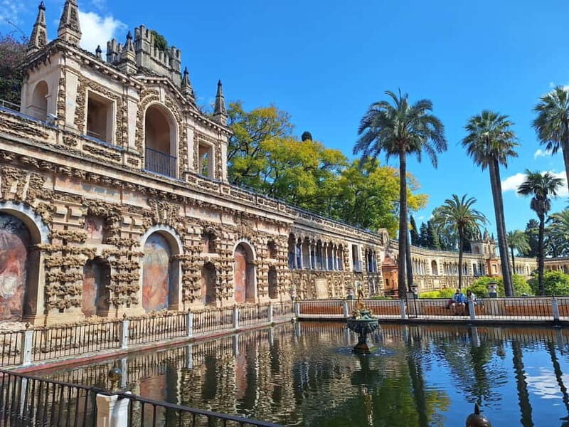 Seville: Guided visit to the Alcázar, Cathedral and Giralda - In-Depth Breakdown of the Tour Experience