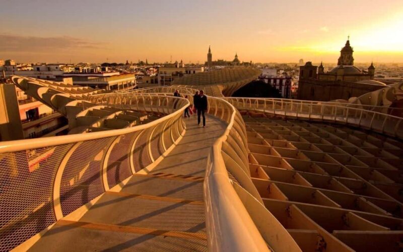 Seville: Private Night Tour - Discovering the Highlights of Seville by Night