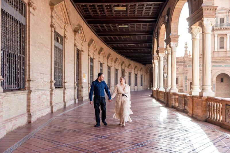 Seville: Professional Photoshoot at Plaza de España - FAQ