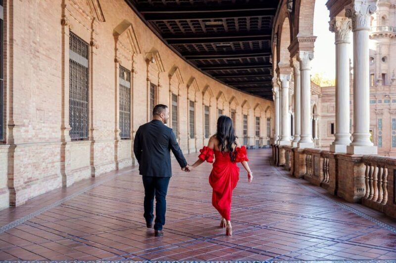 Seville: Romantic photoshoot for Couples - Key Points