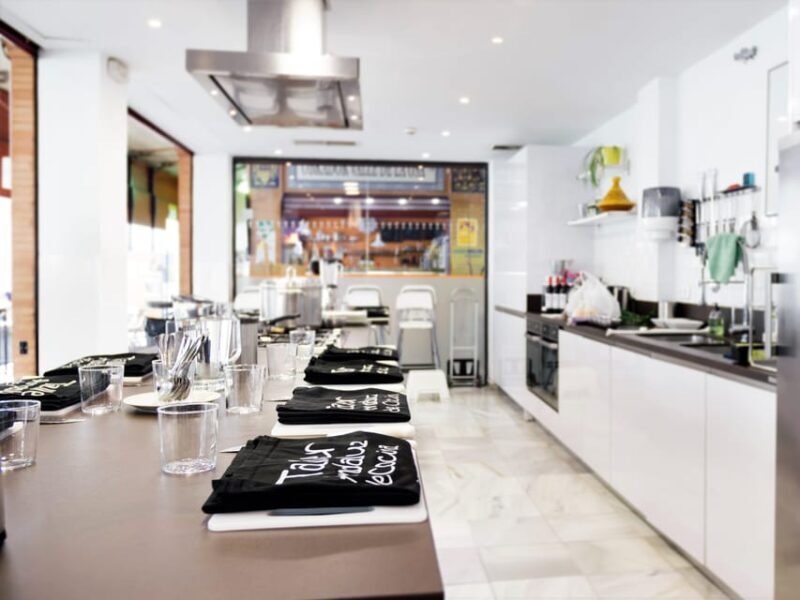 Seville: Spanish Cooking Class with Dinner - Who Should Consider This Experience?