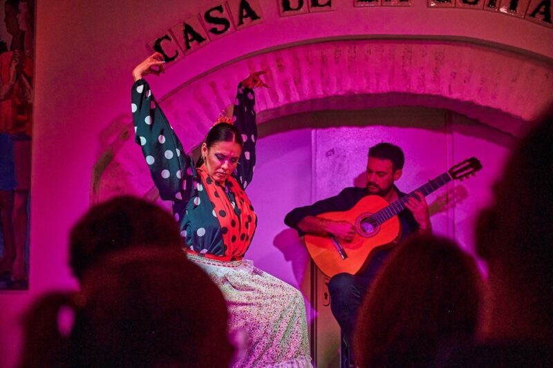 Seville: Ticket to Flamenco Show at La Casa de la Guitarra - FAQ