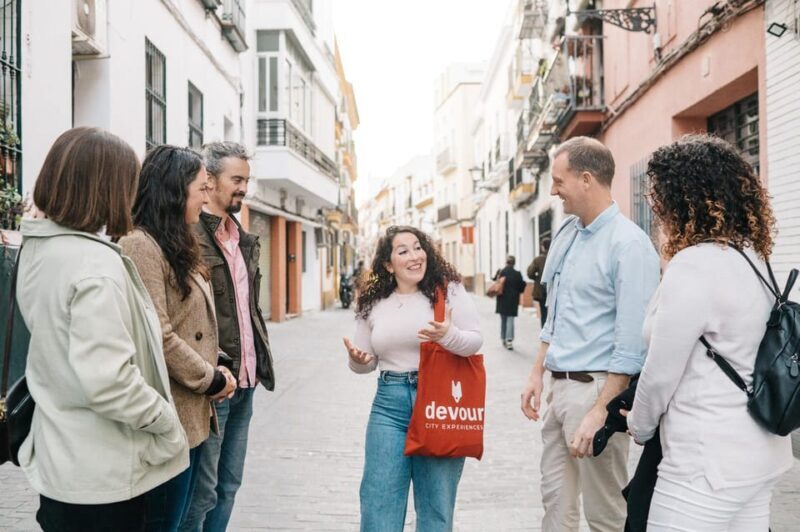 Seville: Triana Neighborhood Evening Tapas Tour - Third Stop: Freiduría Reina Victoria