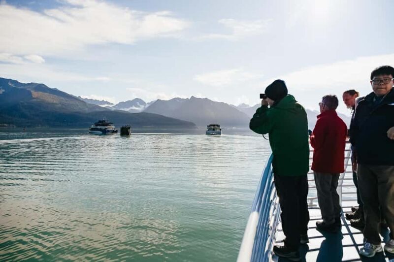 Seward: Kenai Fjords National Park Glacier Cruise w/ Lunch - Practicalities and What to Pack