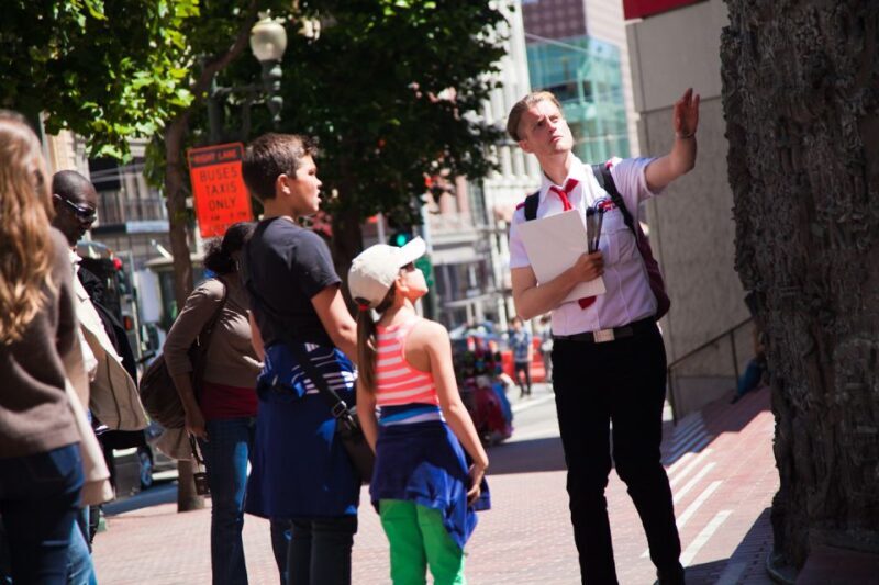 SF: CA Academy of Sciences & Hop-on Hop-off Tour (Save 15%) - Who Is This Tour Best For?