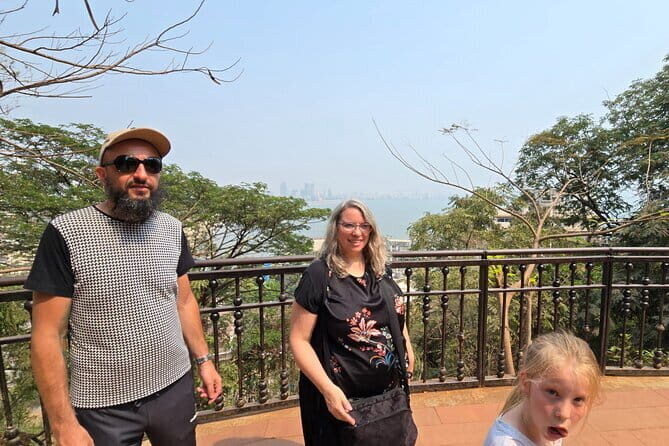 SGNP Wildlife+Kanheri Caves+Tiger Safari+Tribal Village+Temple - FAQ