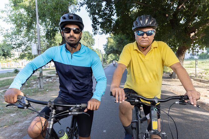Shah Jahans Old Delhi: A Historical Bike Odyssey - The Sum Up