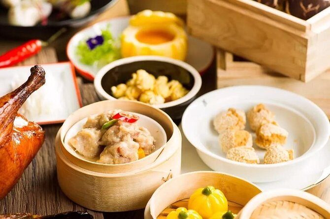 Shanghai Acrobatic Show and Late Dim Sum Dinner - An In-Depth Look at the Tour