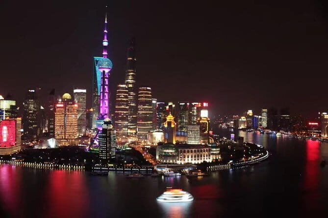 Shanghai by Night with Fine Local Dinner and VIP River Cruise Experiences - Key Points