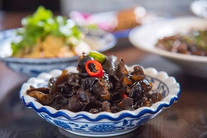 Shanghai by Night with Fine Local Dinner and VIP River Cruise Experiences - Final Drop-Off & Reflection