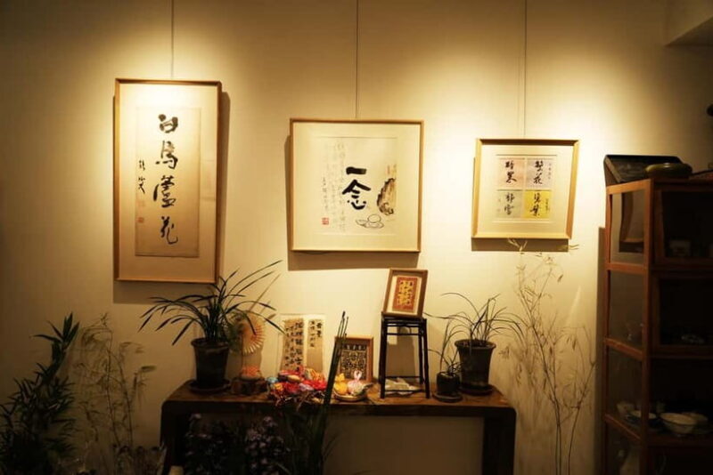 Shanghai: Chinese Culture and Calligraphy Experience - Key Points