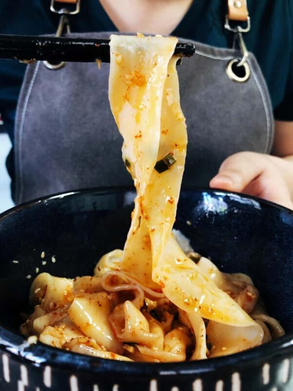 Shanghai: Chinese Pulled Noodles Cooking Class - Authenticity and Cultural Insight