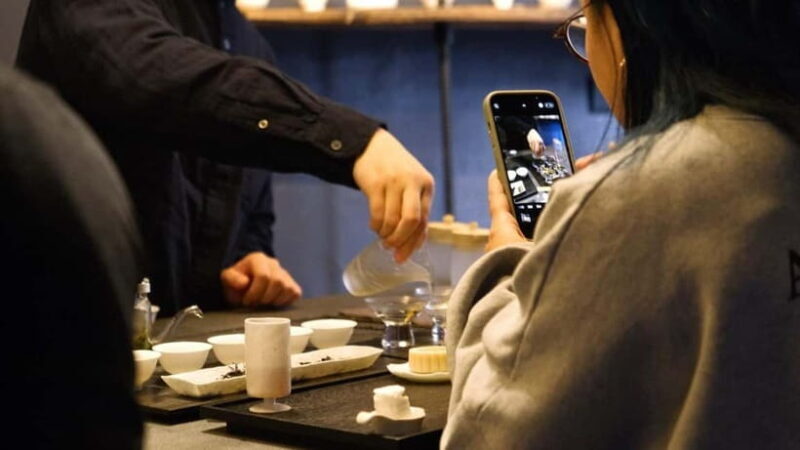 Shanghai: Chinese Tea Experience with Tasting and Relaxing - A Closer Look at the Experience