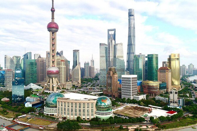 Shanghai City Highlights and Zhujiajiao Water Town Self-Guide Private Day Trip - A Closer Look at the Tour Experience