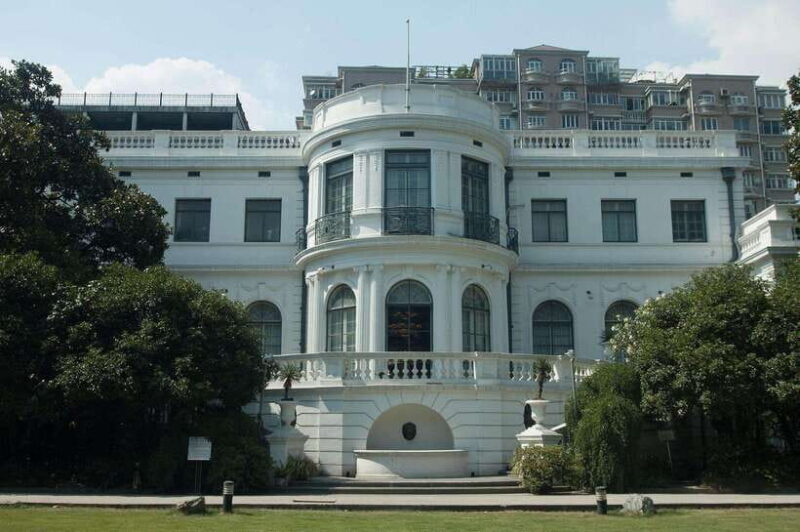 Shanghai Concession and History: Tour in a Minivan - A Deep Dive into the Experience