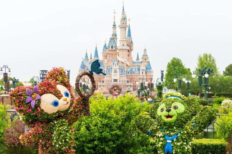 Shanghai: Disneyland Resort Entry Ticket with 8 Attractions - Dining & Breaks