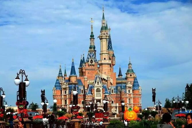 Shanghai Disneyland Resort Transfer To Pudong Airport - Who Will Benefit Most from This Service?
