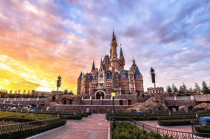 Shanghai Disneyland with Transfers Plus 2-Night Accommodation in 4-Star Hotels - Analyzing the Value and Who Its For