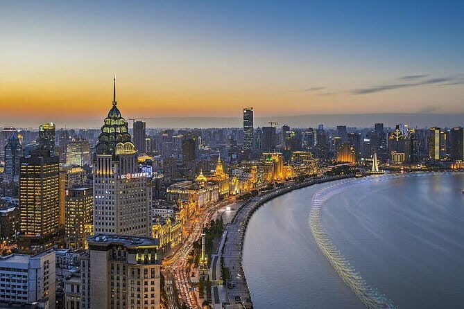 Shanghai Dusk Tour of the River, History Museum and Dinner - Key Points