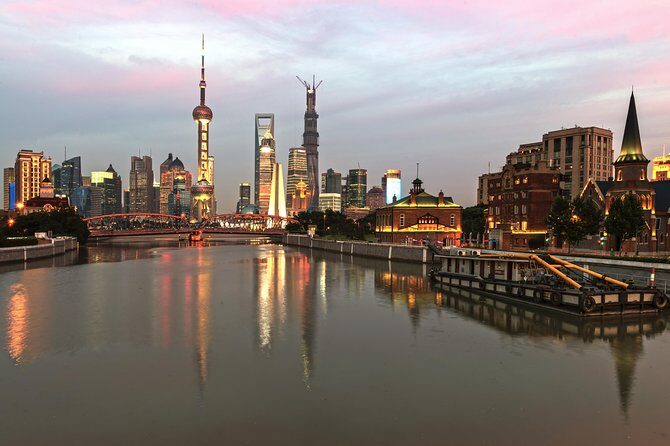 Shanghai Evening Tour: Huangpu River Cruise and Street Food - In-Depth Look at the Experience