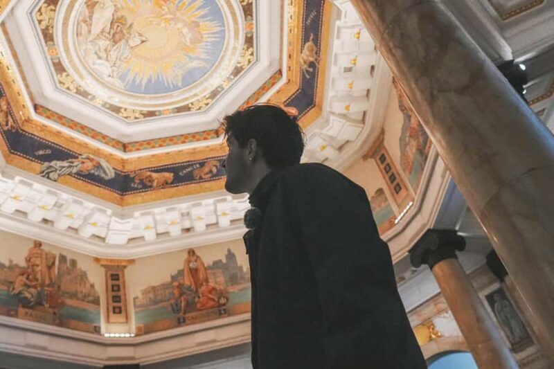 Shanghai: Finance tour a history stroll along the Bund - A Closer Look at the Experience