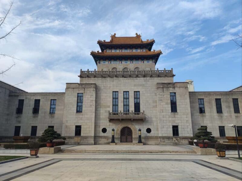 Shanghai Guided Tour: Universities, KMT remnant, Tech Firms - A Closer Look at the Tour Experience