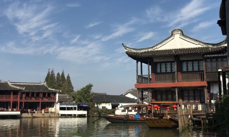 Shanghai Highlights and Zhujiajiao Water Town Private Tour - An Introduction to the Tour Experience