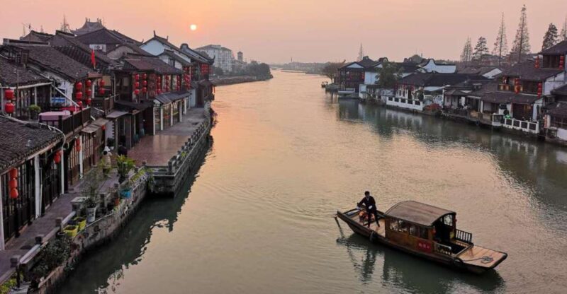 Shanghai Highlights and Zhujiajiao Water Town Private Tour - Experience Quality and Value