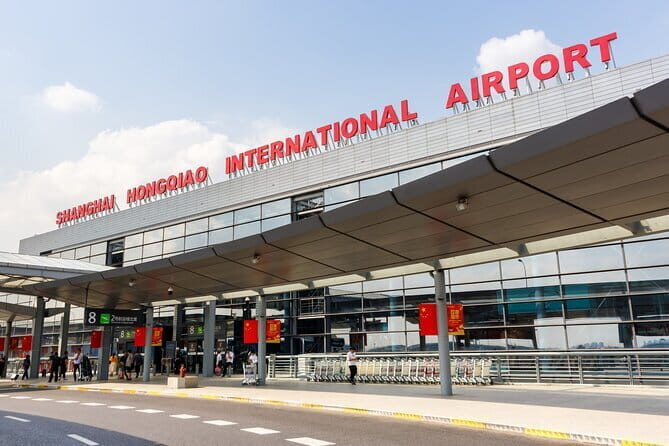 Shanghai Hongqiao Airport private transfer to hotels downtown. - Who Is This Service Best For?