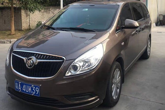 Shanghai Hongqiao International Airport (SHA) to Shanghai Wusongkou Cruise Port - Key Points