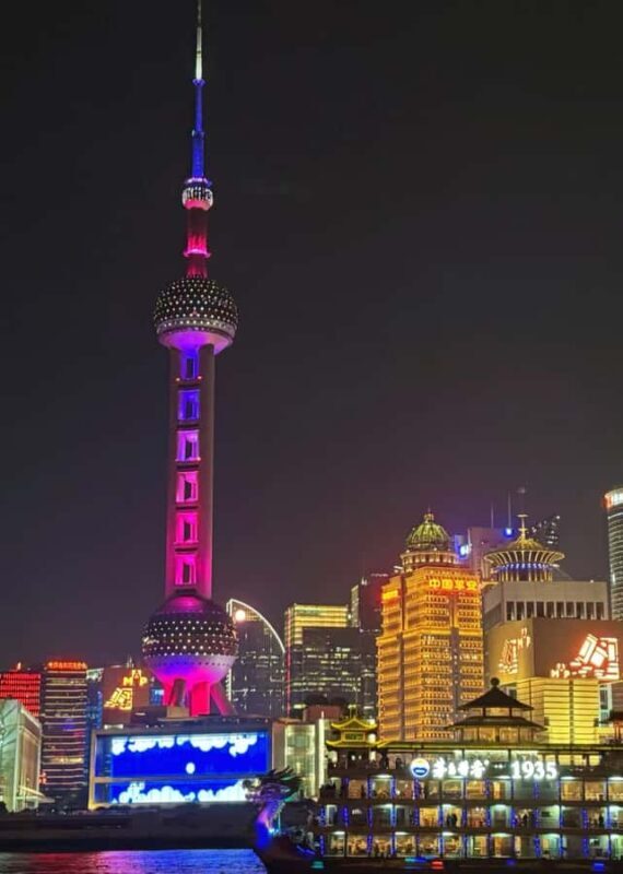 Shanghai Huangpu River Evening Cruise Ticket with Dinner - Key Points